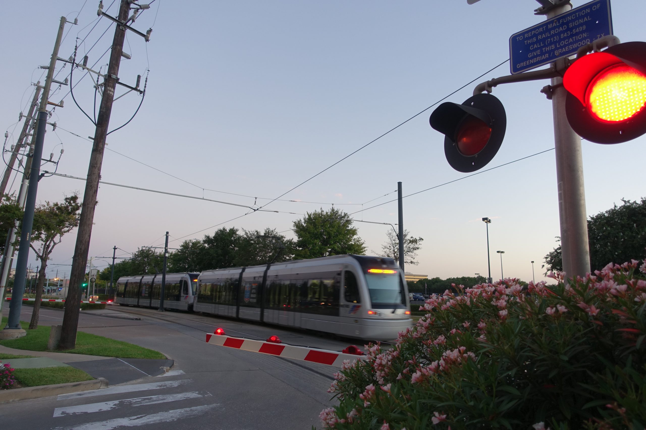 X-Alert Highway-Rail Grade Crossing Warning - Turner Engineering